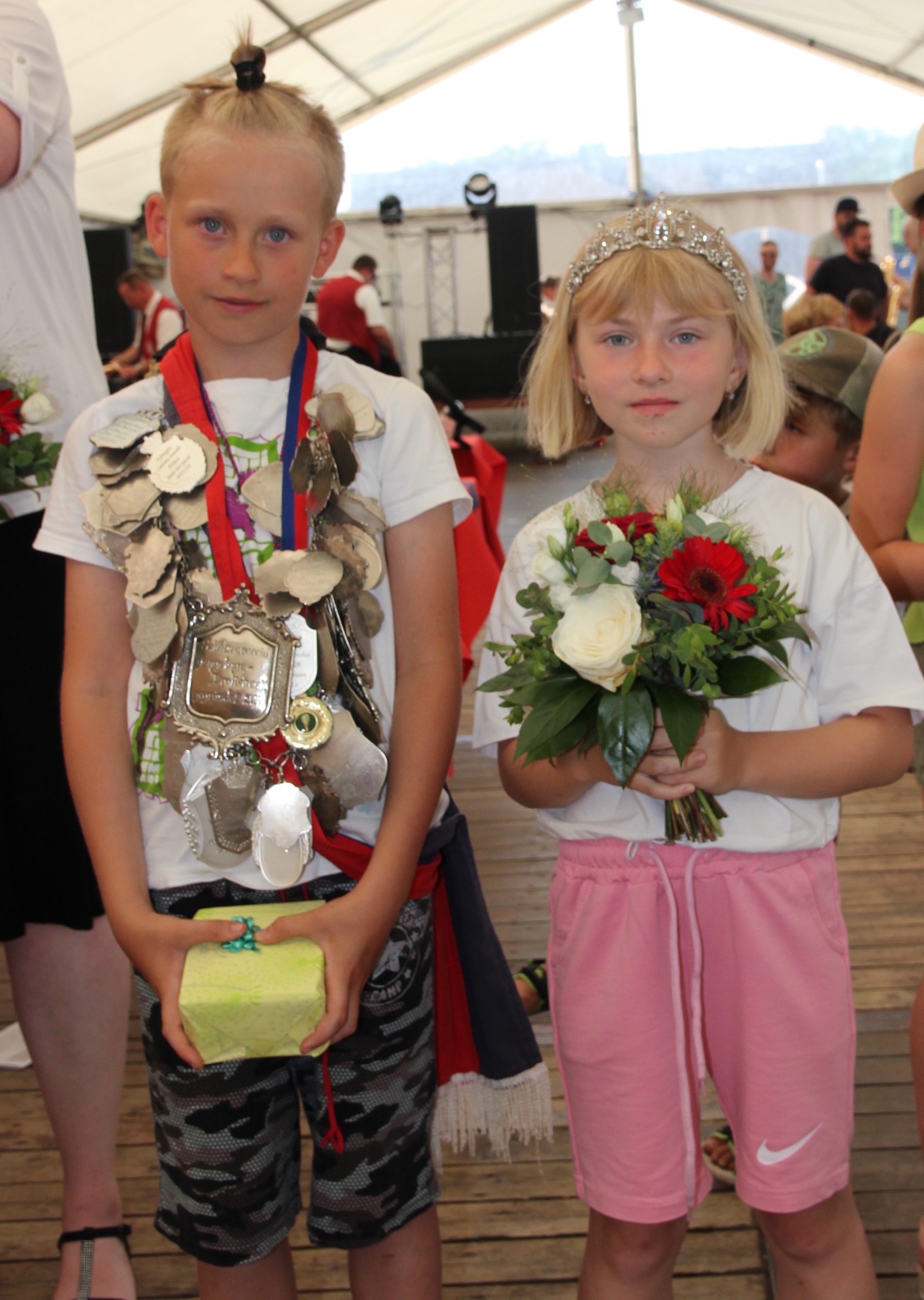 Jonas von Garrel, Michael Schäfer und Hubert Mitschke regieren die ...